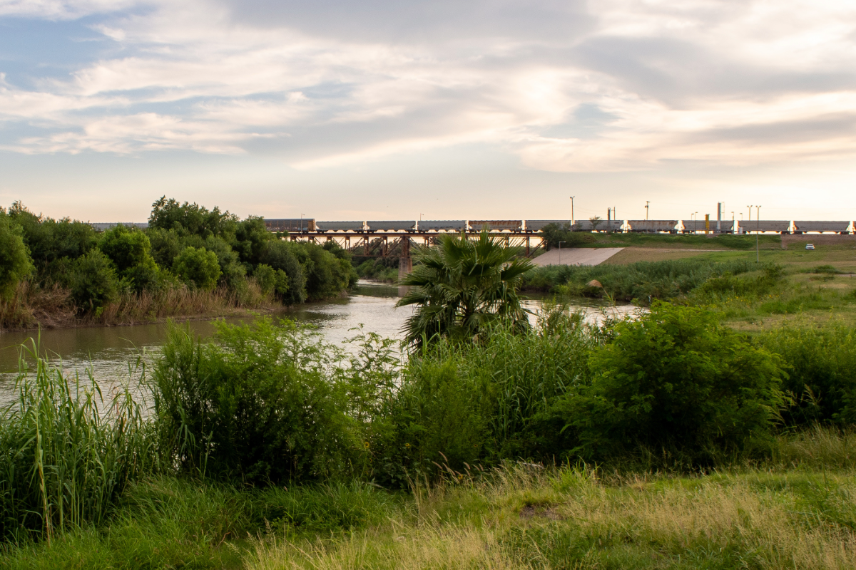 Laredo Cross-Border Trade Offers Great Value for Shipping Experts